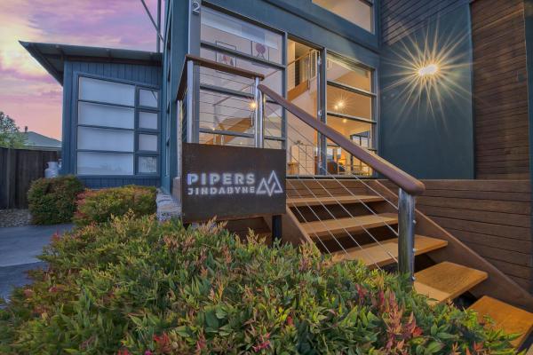 Piper's 2 Of 111a Gippsland Street - ジンダビン