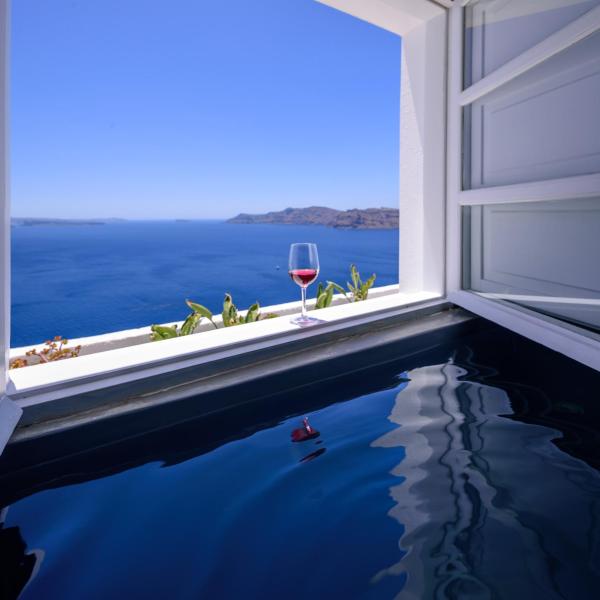 Thirea Studios - Oia