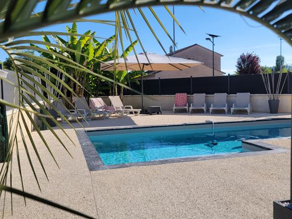 Villa Des Oliviers Sublime Villa Avec Piscine Chauffée Et Privée Et Baby Foot - France