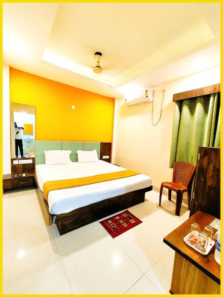 Hotel Jagdish Palace Near Sea Beach - Free Wifi - Lift & Parking Facility - Fully Air Conditioning Luxuary Rooms - Premium Hotel In Puri - Puri