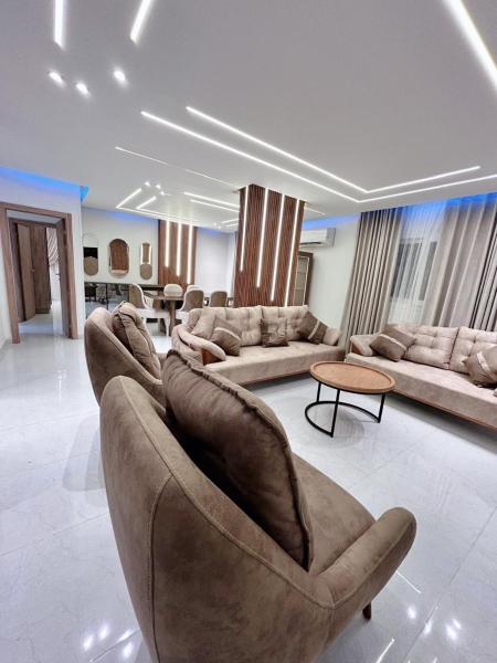 Comfy 2-bedrooms Apartment In Cairo Sheraton Airport - Lake View, IA