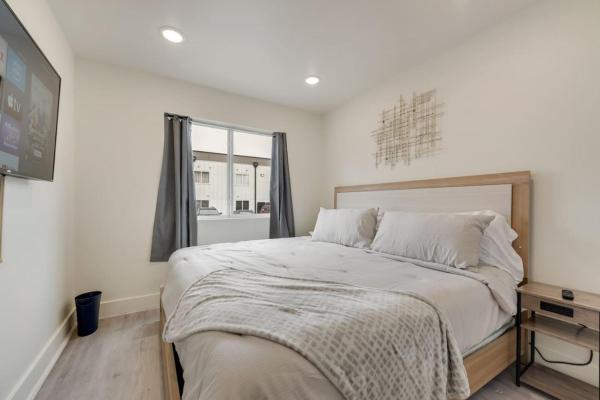Stylish City Getaway Near Deep Ellum And Downtown - Dallas, TX