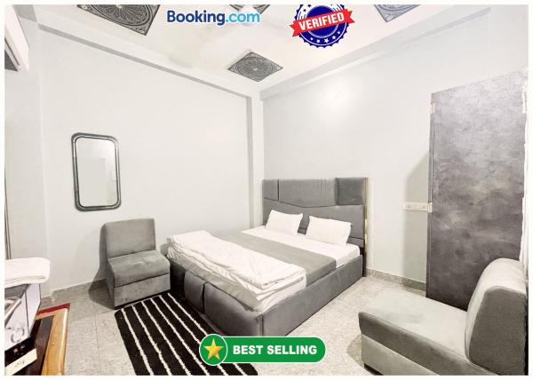 Hotel Prakash Guest House ! Varanasi - Providing Air Conditioned Hotel And Well Decorated Rooms With Wi-fi Facility - Near Kashi Vishwanath Temple Varanasi - Best Hotel In Varanasi - Mughalsarai
