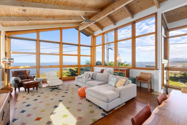 Oceanfront Pacific Sunset - Monthly Only - Cambria, CA