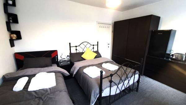 Master Double Room 2 - Greenwich