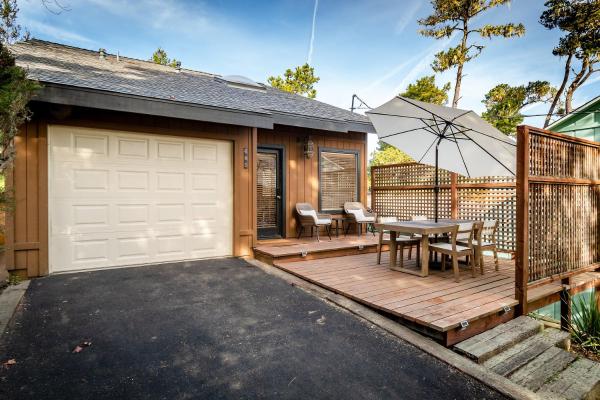 Worcester Lodge - Cambria, CA