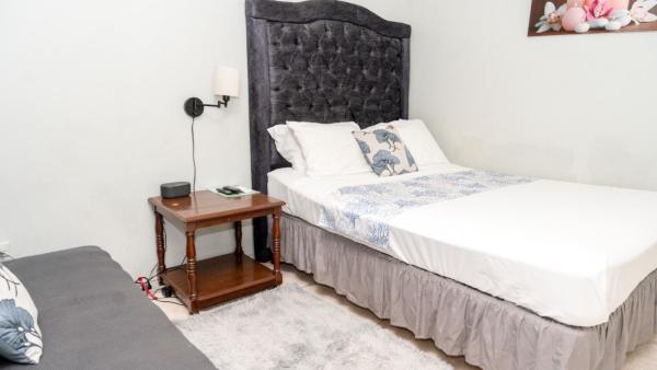 Mona Master Suite - Jamaica