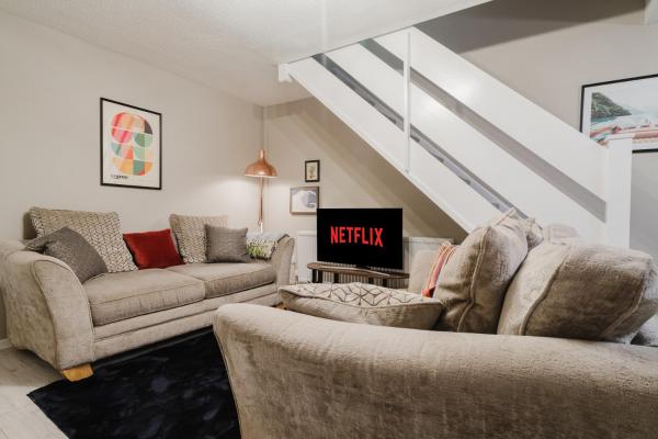 Spring Grove 2 Bedroom House With Garden And Free Parking - Newport