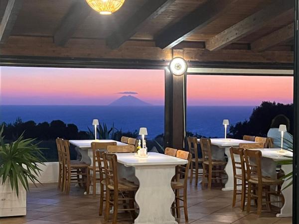 Ninea Panoramic Family Apartments - Large Pool With Sea View - Tropea
