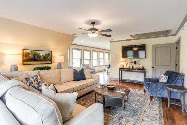 Farm And Lake Views Rural Mississippi Loft Apt - Wade Lake, Hernando