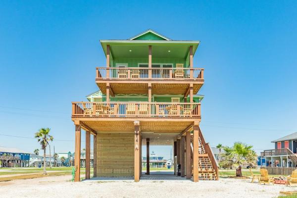 The Views - Big Groups Welcome - Easy Beach Access - Surfside Beach, TX