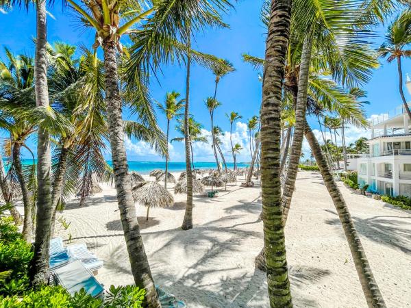 Studios And Suites Ducassi Rooftop Pool Hotel - Beach Club & Spa -