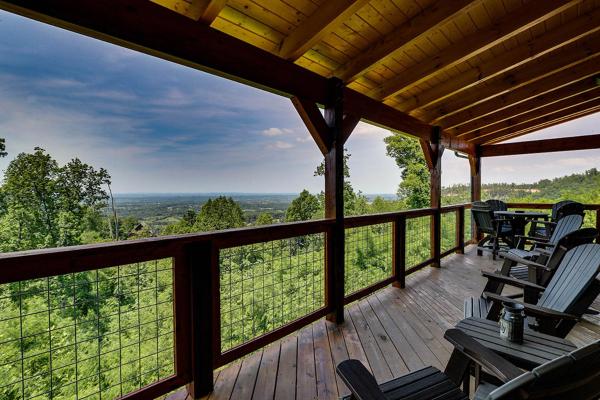 Four Seasons View By Venture Smoky Mountains - Gatlinburg, TN