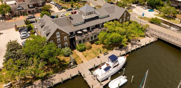 The Tranquil House Inn - Nags Head, NC