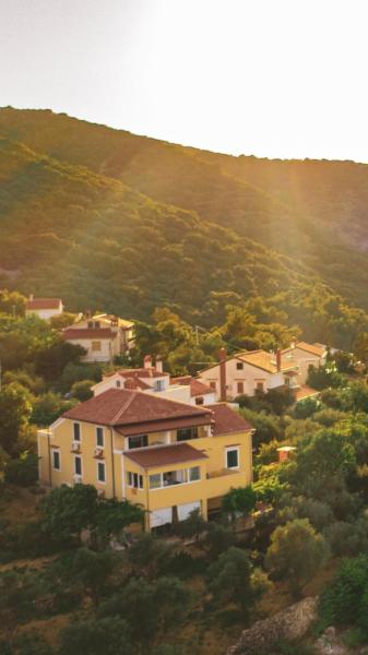 Guest House Donatela - Cres