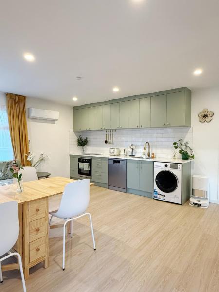 Free Parking A Fully Renovated Century Old Building, Just A 5 Minute Drive To The City Center Unit 4 - Auckland