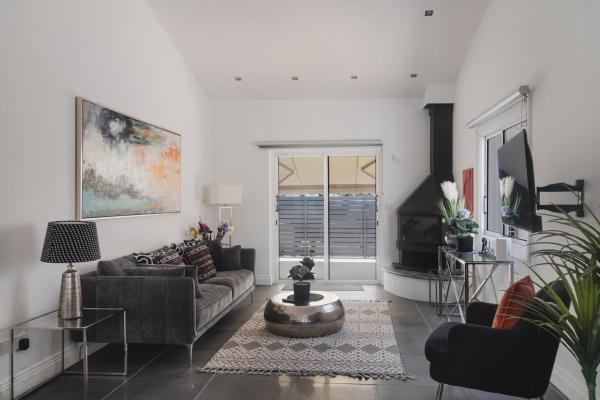 Botanical Art House By Staycom - Paphos