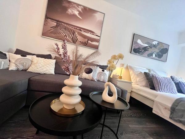 Flh - Liberty Home With Balcony & Free Parking - Constanza