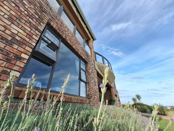 Kalashe Bed & Breakfast - East London