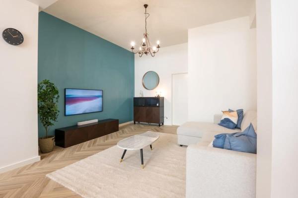 Beautiful Renovated Apartment In An Authentic Building - Ostende