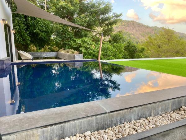 Infinity Pool Apartment At Viewpoint Villas - Kata Beach