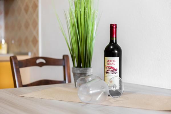 Long Green House - Sorso