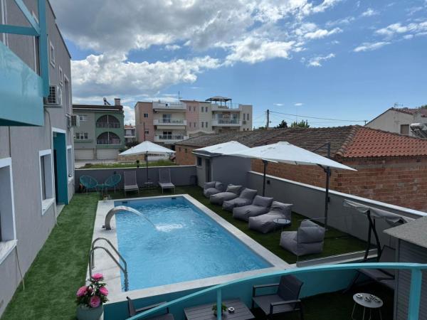 Street 90 Lux Aparts - Тасос