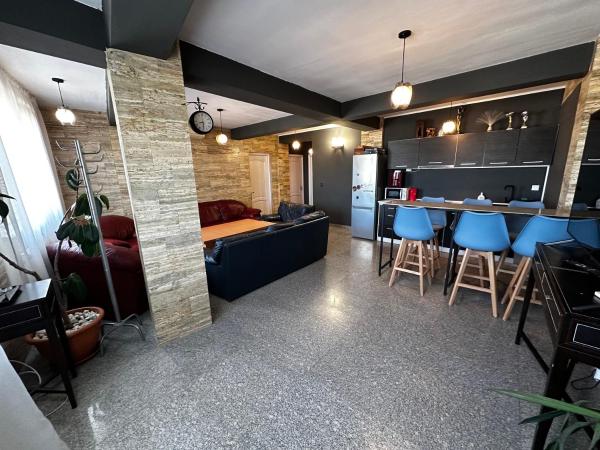 Central Residence - Studio & 3br Apartment Near Beach - Constanța