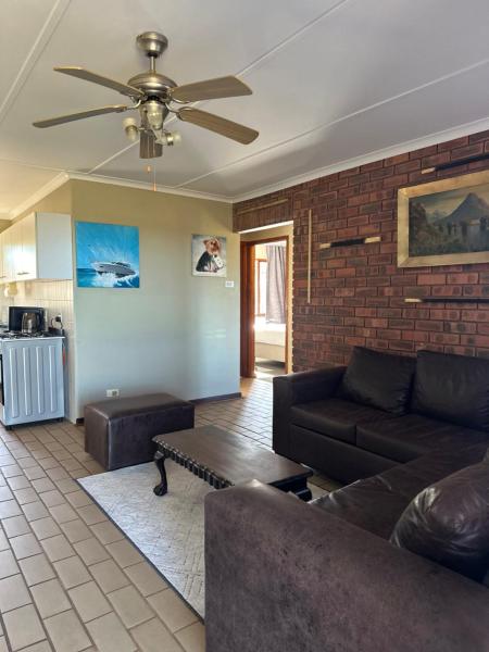 Bluehive Guesthouse Leisure - Port Edward