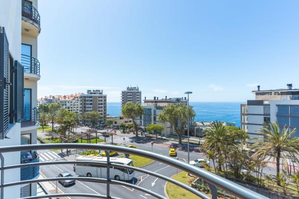 Views Of Madeira By Atlantic Holiday - Funchal