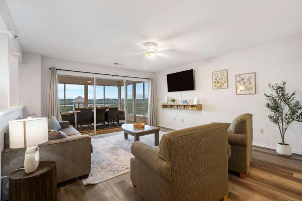 Ozark Mountain Oasis - For 7 - Coney Island, MO
