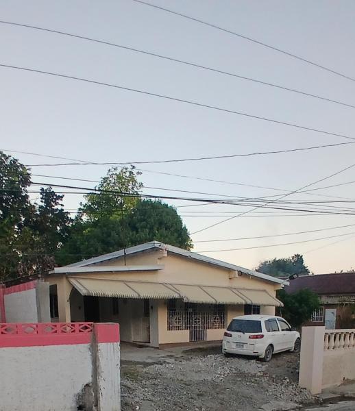 Entire 3 Bedroom House In St Thomas, Jamaica - Jamaica