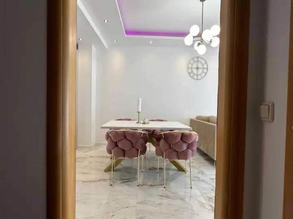 Two Bedroom Apartment With Terrace And Swimming Pool - Makarska Riviera