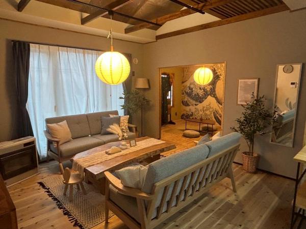 北海道伊達の海辺ヴィラ 最大7名一棟貸切 ファミリー向け 北斎アート - 다테시