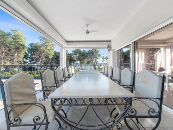 Villa Carolus In Vodice - Five Bedroom Villa With Terrace And Swimming Pool - Vodice