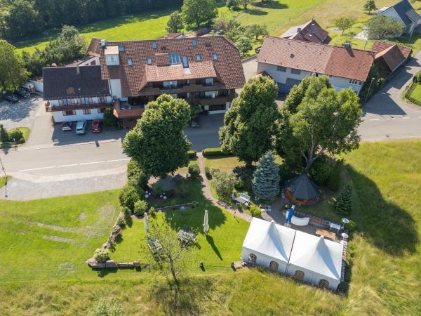 Hotel Restaurant Vinothek Lamm - Bad Herrenalb