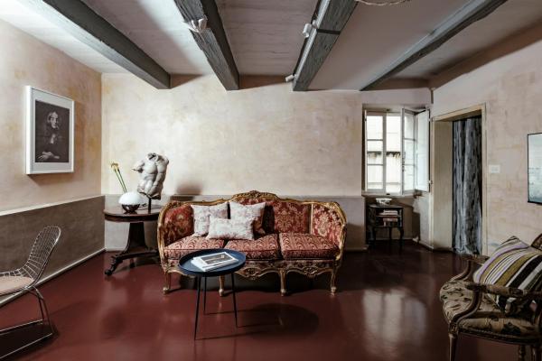 A 400-year-old Designer Apartment In Valletta - La Valeta