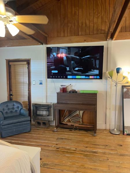 Charming 1-bedroom Oasis In Lafayette - Perfect For A Cozy Getaway - Lafayette, LA