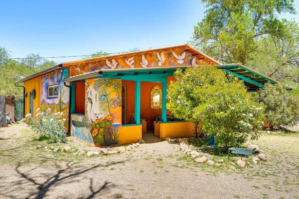 Vibrant Casa Paloma With Patio - Near Vineyards! - Patagonia, AZ