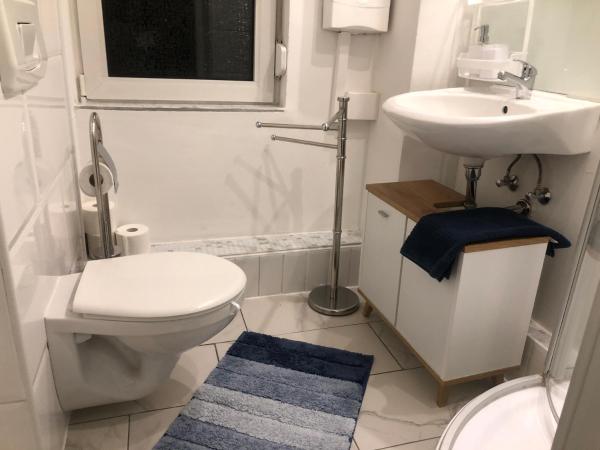 Ferienwohnung 2doppel 1 Einzel Bett - Siegen