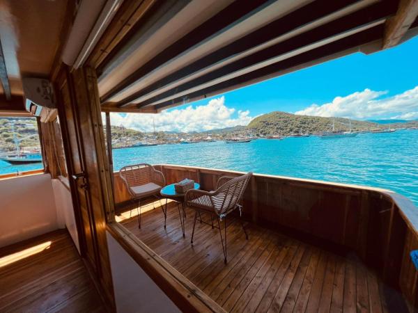 Boat With Shared Trip - East Nusa Tenggara