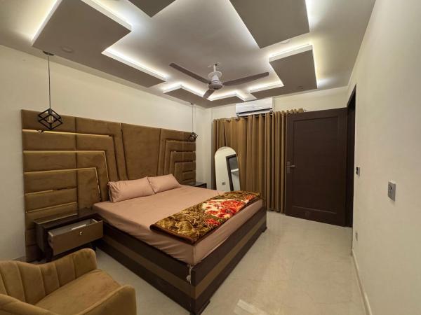1bhk Luxurious Apartment - Lahore