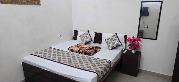 Hotel O Royal Stay Home - Allahabad