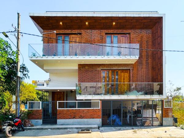 Aurora Heights 4-bhk Luxury Spacez Villa With Private Theatre - Bengaluru