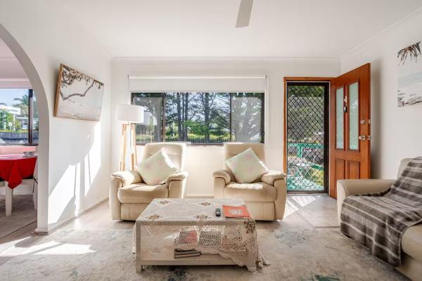 All In One Home Work, Relax & Weekend Escape - Nowra