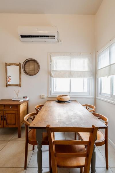 Cozy 2br Apartment In Haifa Walk To Bahai Gardens - Israel