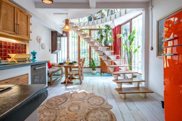 Boheme House With Bathtub & Terrace - Стамбул