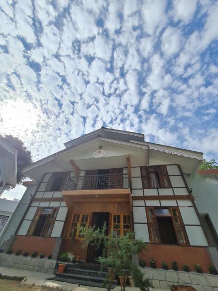 Pabyam Kunj - Tibet