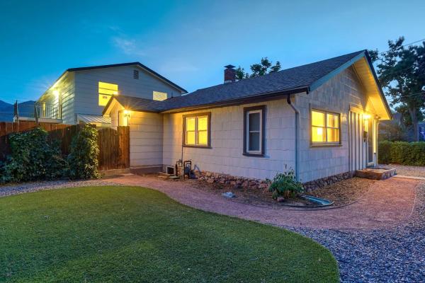 Vermijo Cottage Cozy Retreat Near Occ & Downtown - Manitou Springs, CO