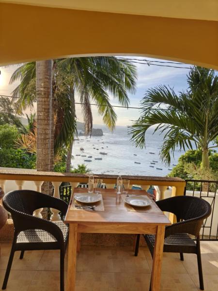 Studio Apartment With Ocean Views And Pool - Puerto Galera